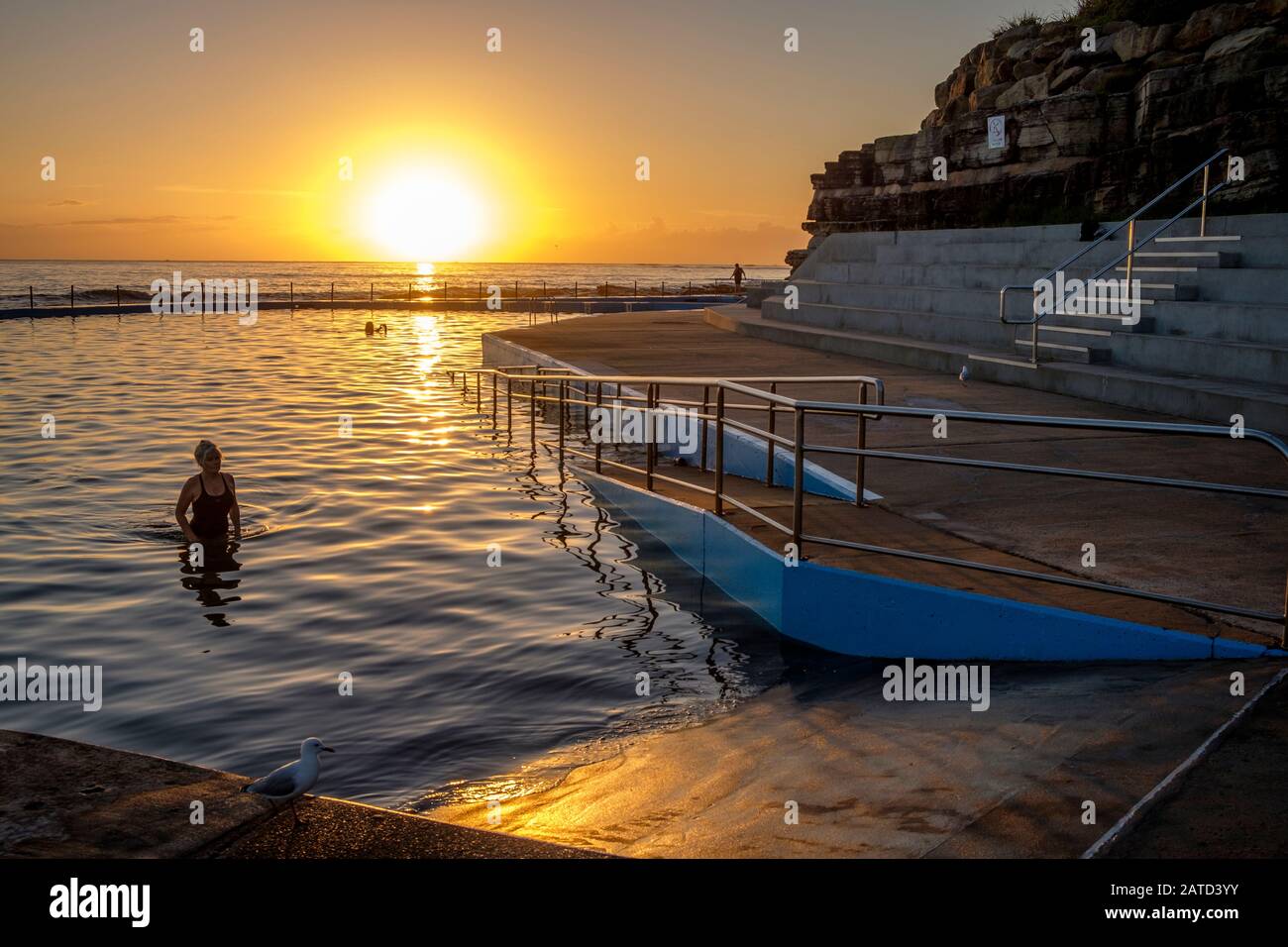 Early morning on Sydneys Northern Beaches Stock Photo - Alamy