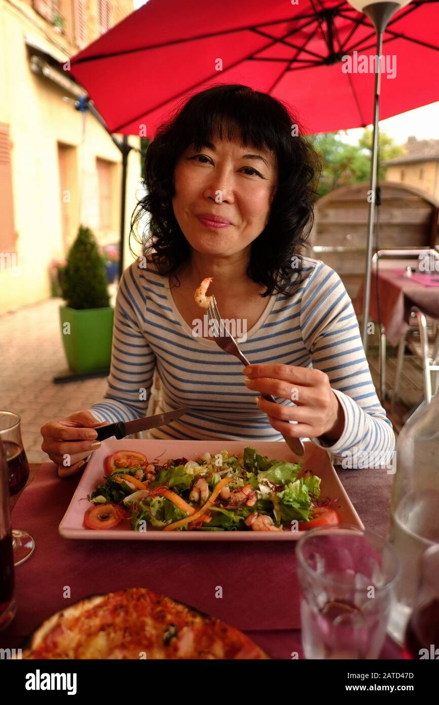 Fine dining on a budget hi-res stock photography and images - Alamy