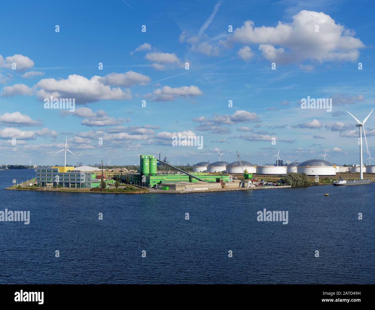 North light factory hi-res stock photography and images - Alamy