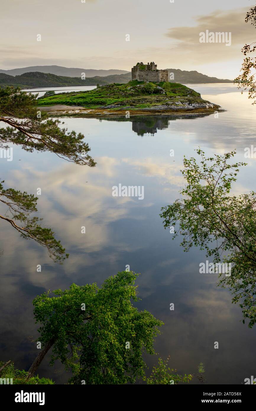 Loch moidart aerial hi-res stock photography and images - Alamy