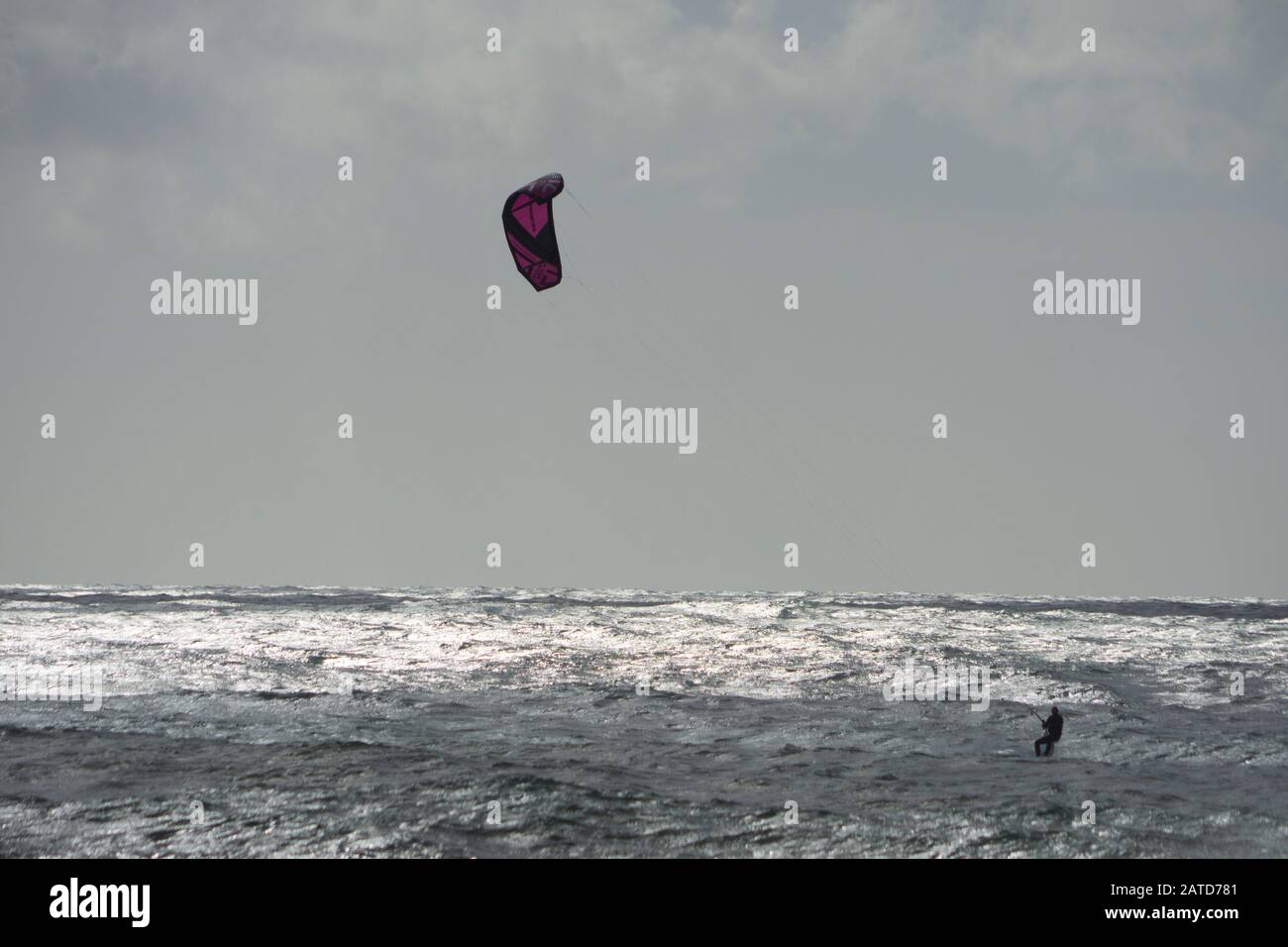 Cornish waves hi-res stock photography and images - Alamy