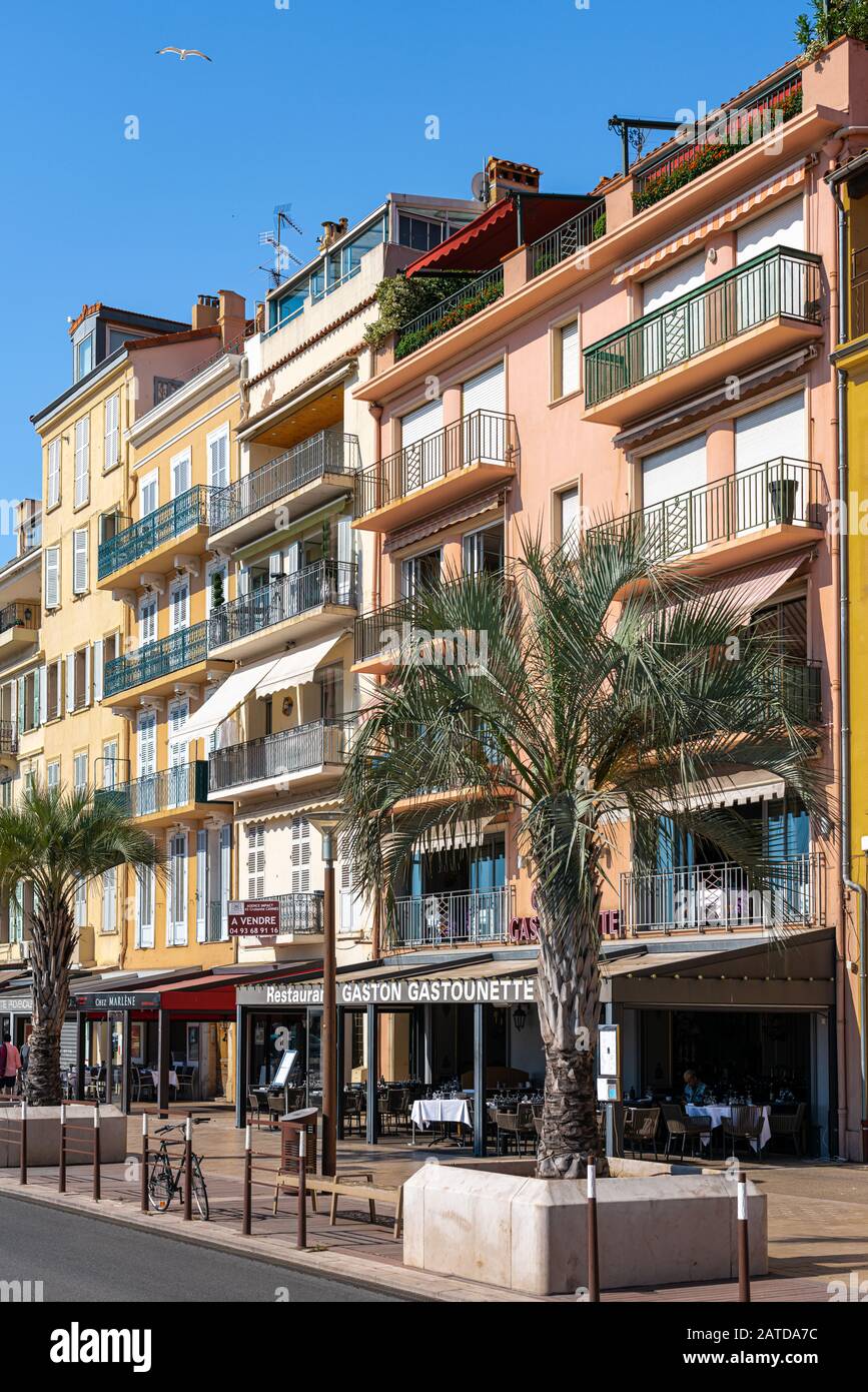 CANNES, FRANCE - JUNE 01, 2019: Beautiful and Exotic Architecture Of ...