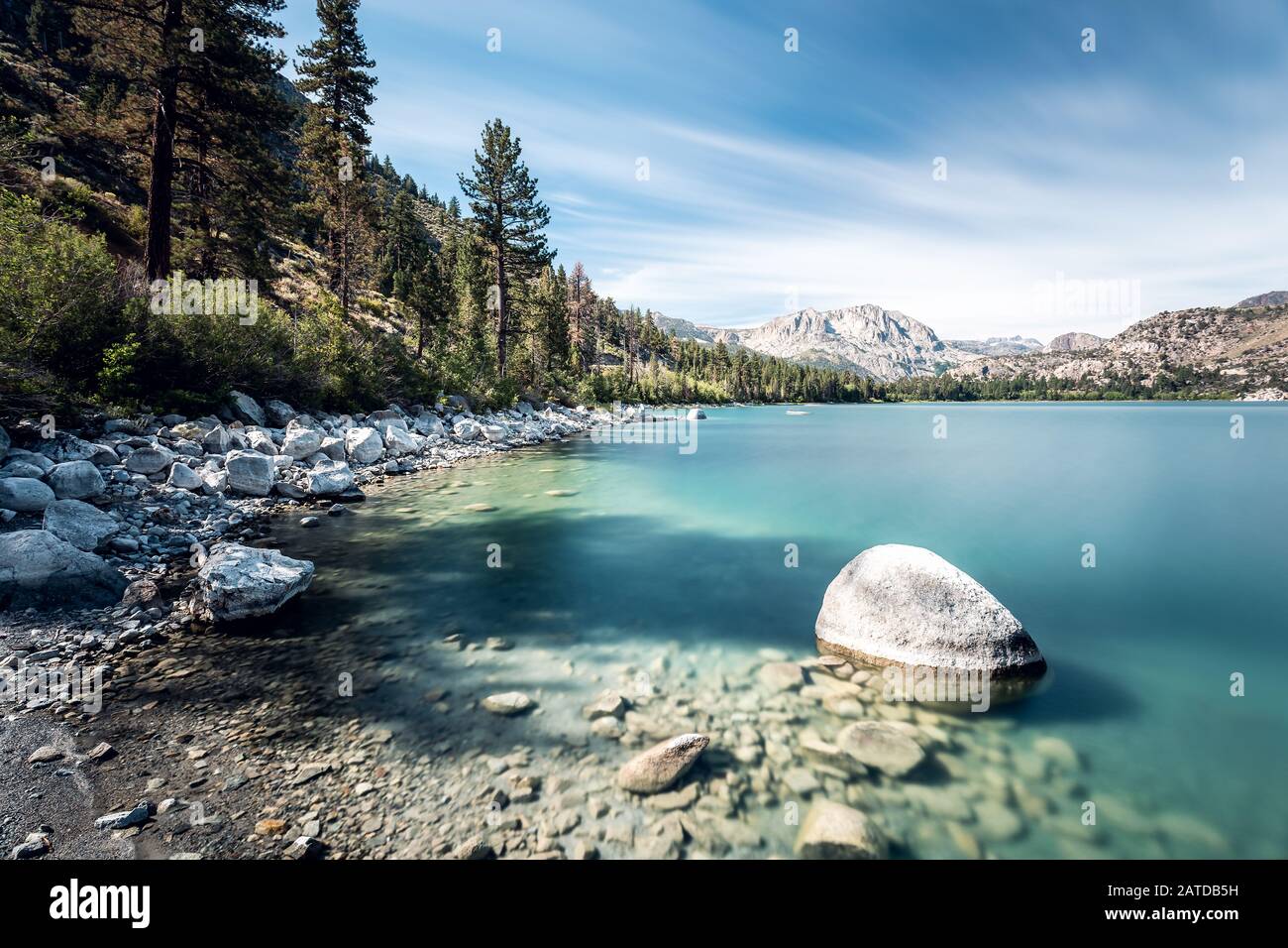 June lake hi-res stock photography and images - Alamy