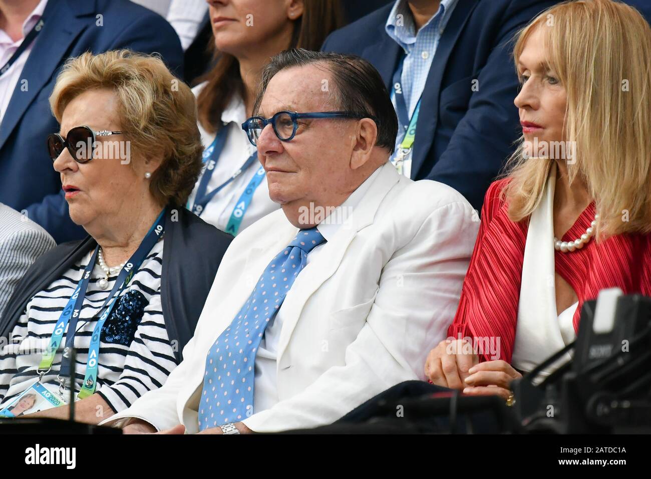 Barry humphries 2020 hi-res stock photography and images - Alamy
