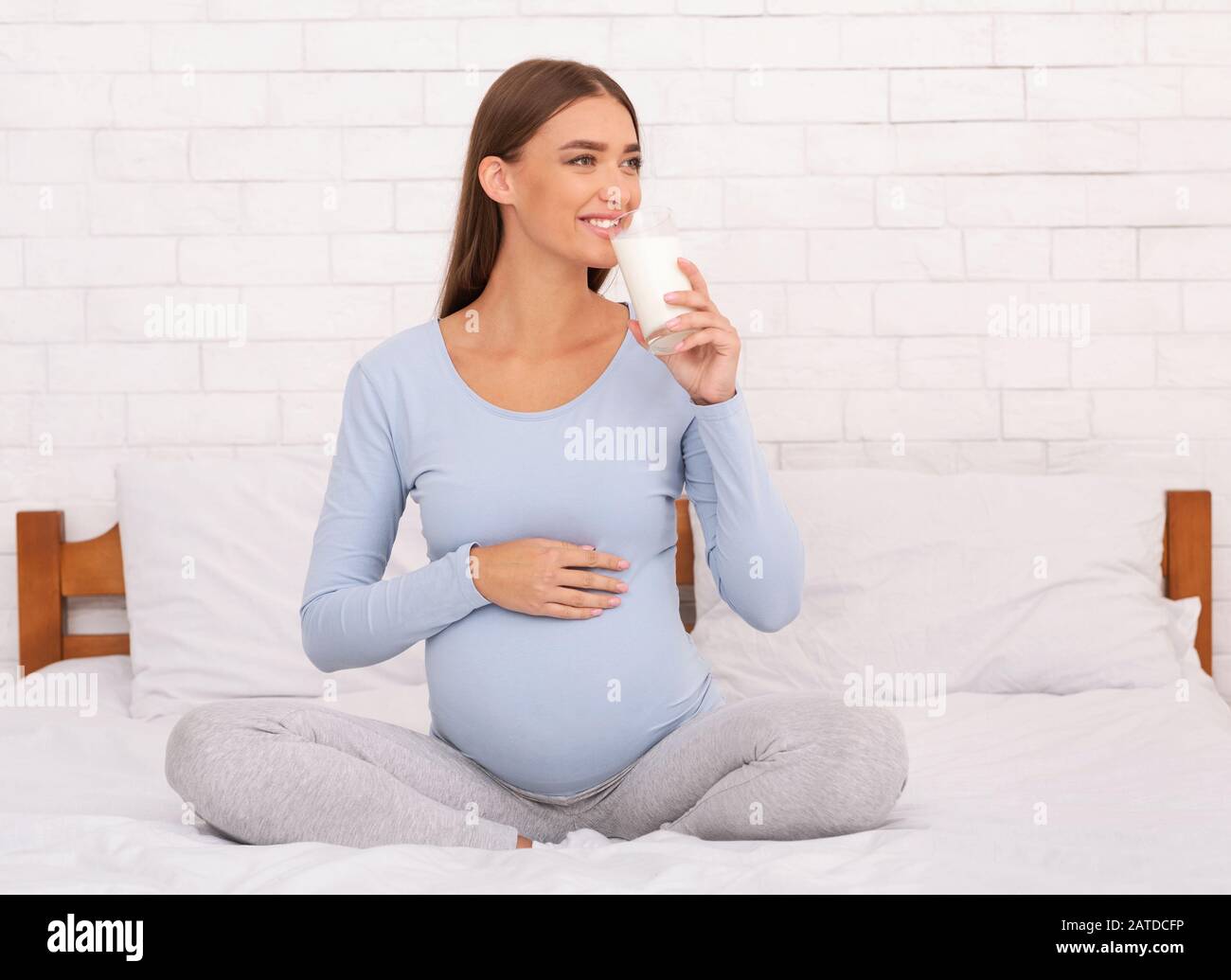 Lactation hi-res stock photography and images - Alamy
