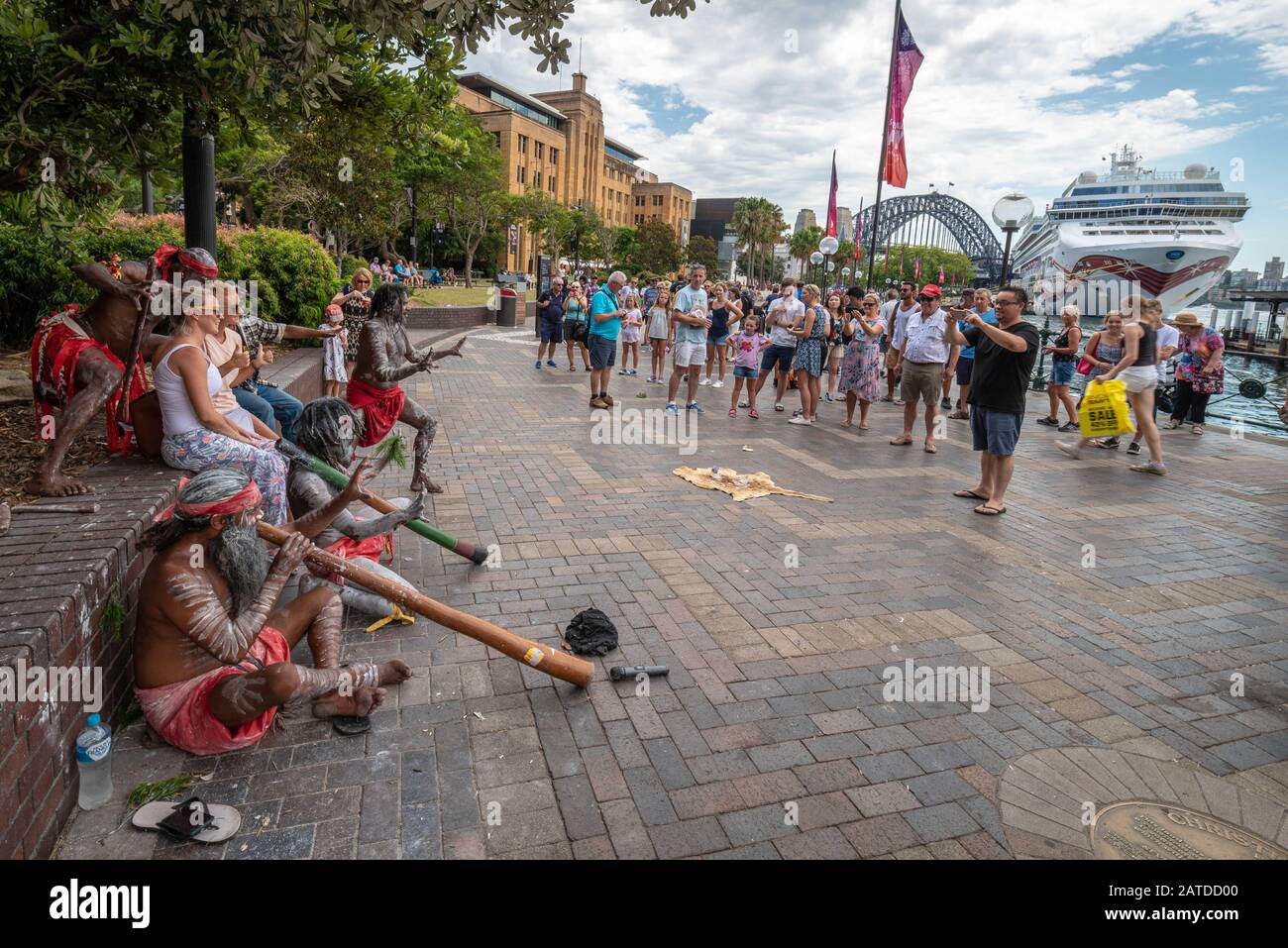 Sydney, NSW, Australia January 5, 2019: Aboriginal performers showcase ...