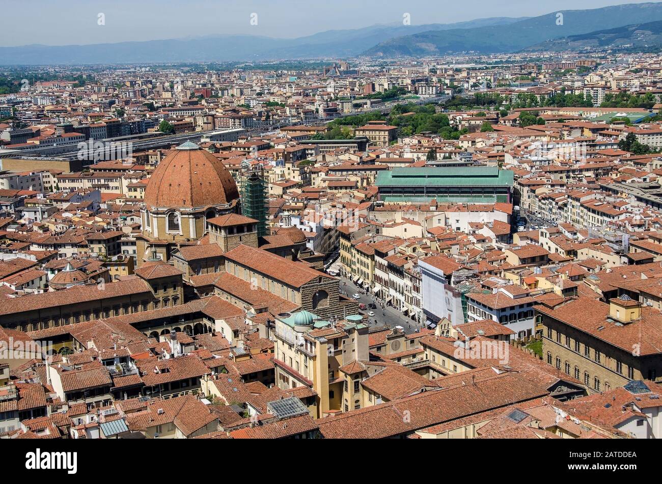 Roofs of florence hi-res stock photography and images - Alamy