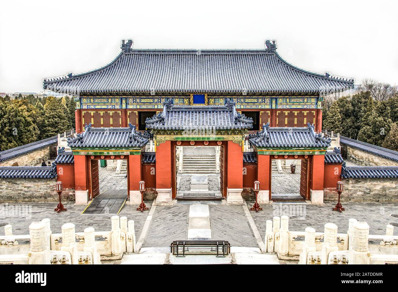 The Temple of Heaven an imperial complex of religious buildings in the ...