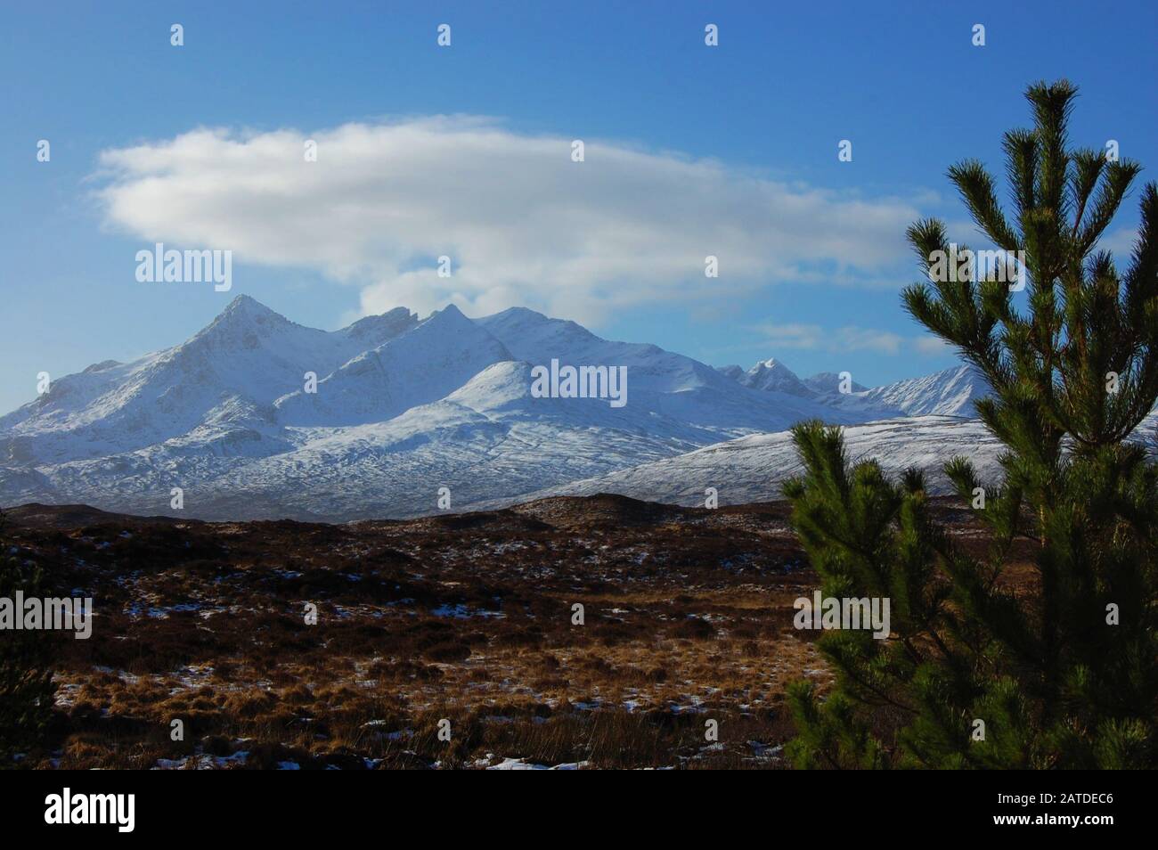Snow covered Cuillin on Skye Stock Photo - Alamy