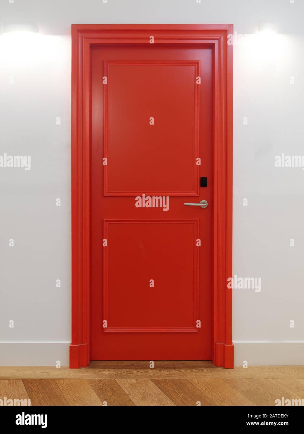 Frontal door for interior hi-res stock photography and images - Alamy