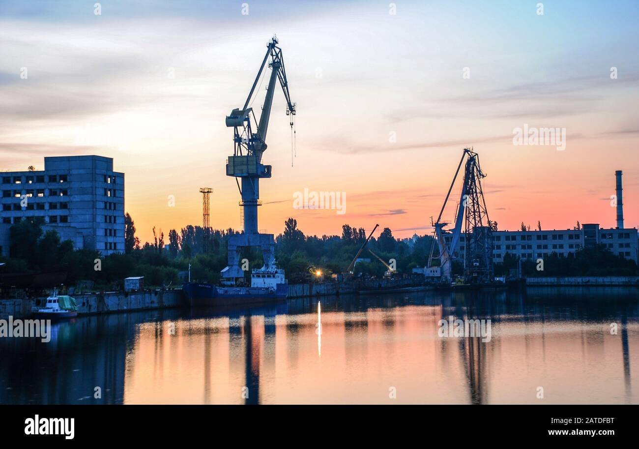 Marine shipbuilding plant hi-res stock photography and images - Alamy