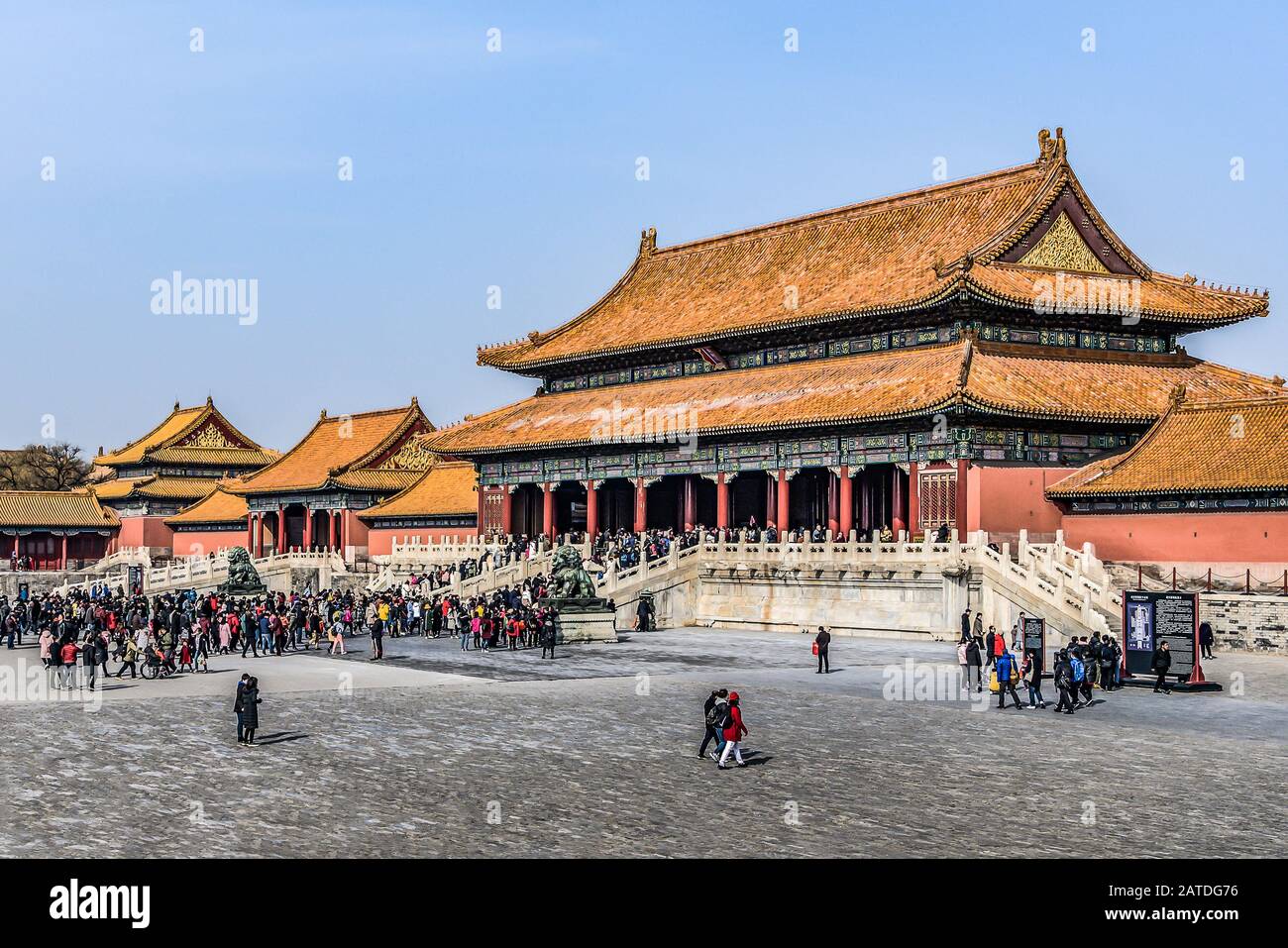 The Forbidden City was the Chinese imperial palace from the Ming ...