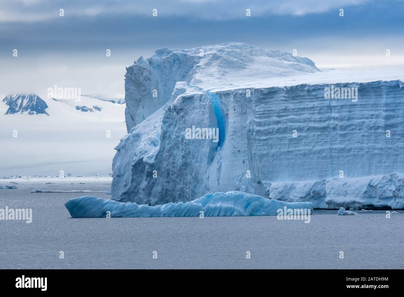 Navigating among enormous icebergs, including the largest ever B-15 ...