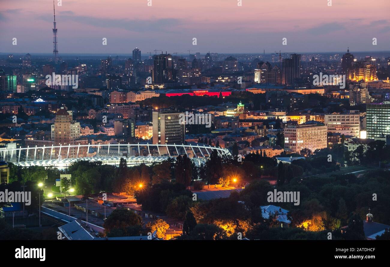 Kyiv in night evening road hi-res stock photography and images - Alamy