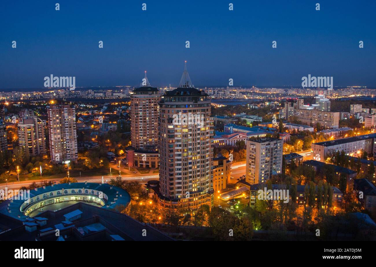 Night Kiev city view, panorama of historical center of Kiev, Ukraine ...