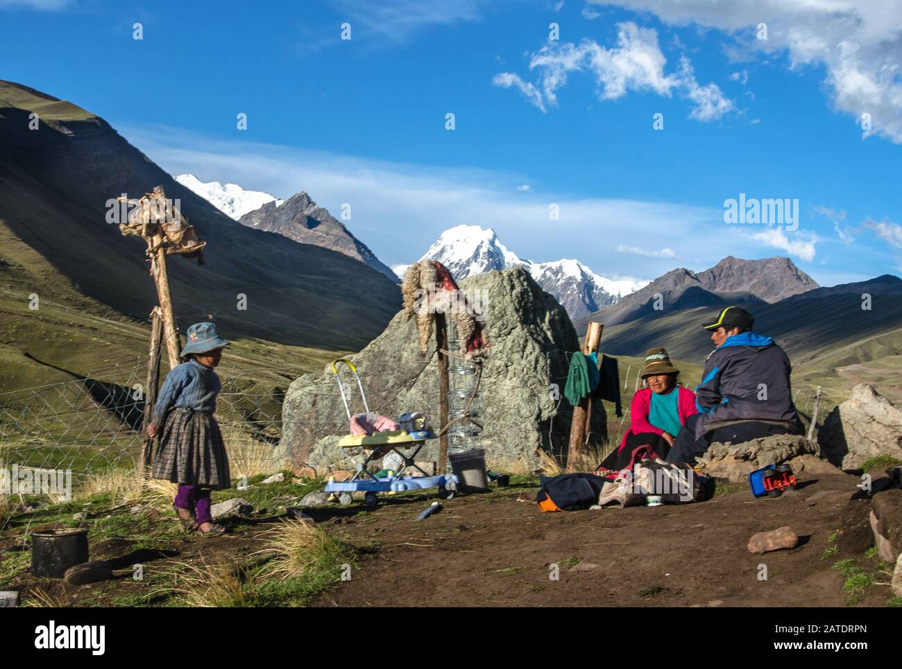 Tradition houses in Peru Mountains landscape Stock Photo - Alamy
