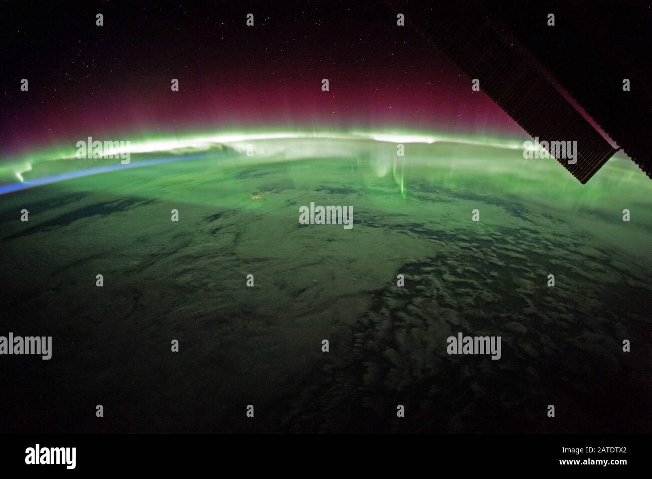 ISS - 28 Sep 2017 - The Northern Lights - Aurora Borealis - as seen by ...