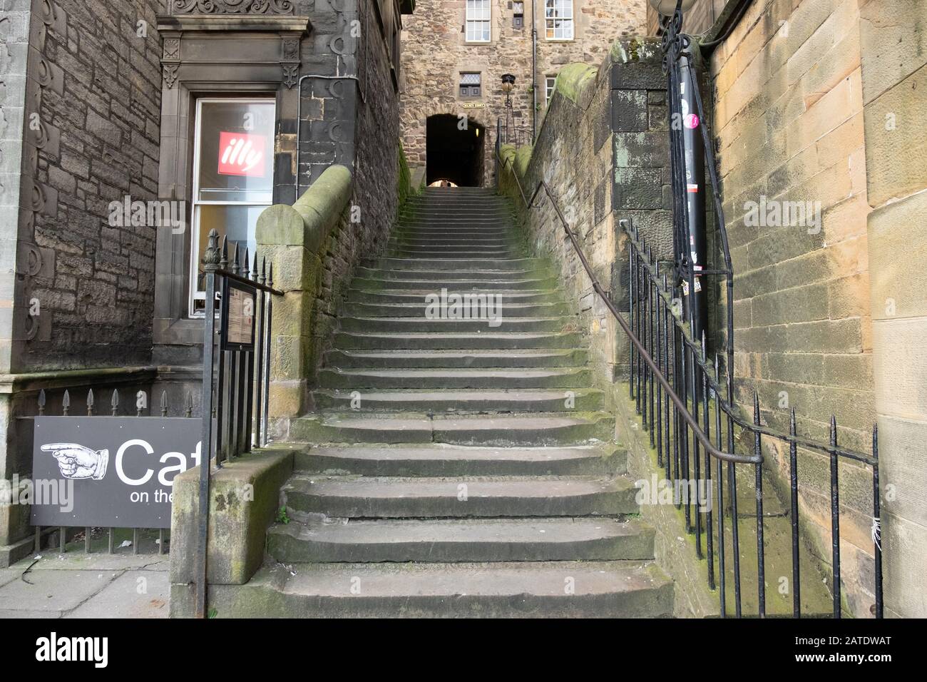 Side step stairs hi-res stock photography and images - Alamy