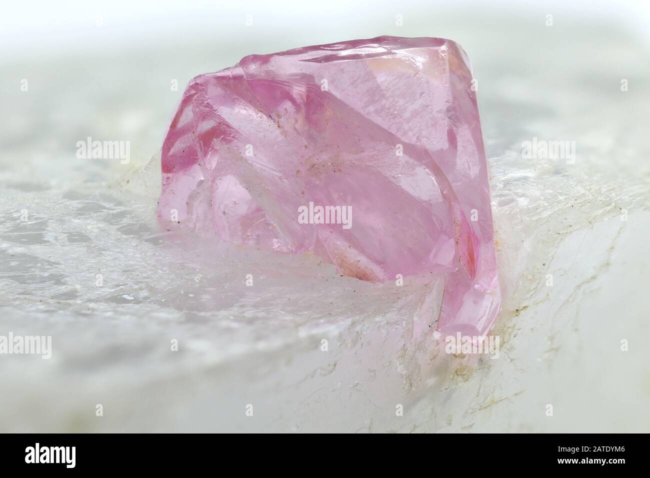 Myanmar ruby hi-res stock photography and images - Alamy