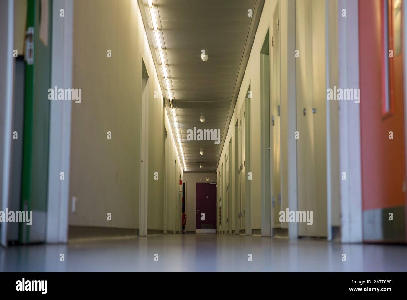 Corridoor hi-res stock photography and images - Alamy