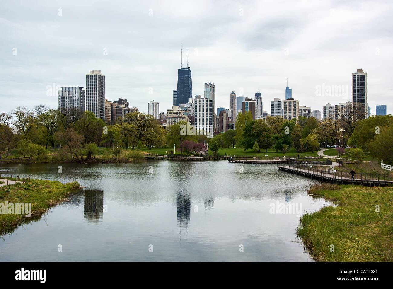 Chicago at dawn. Cityscape image of Chicago downtown Stock Photo - Alamy