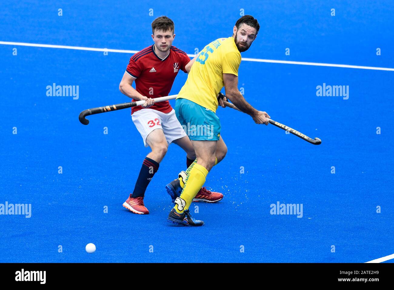 Zach wallace hockey hi-res stock photography and images - Alamy