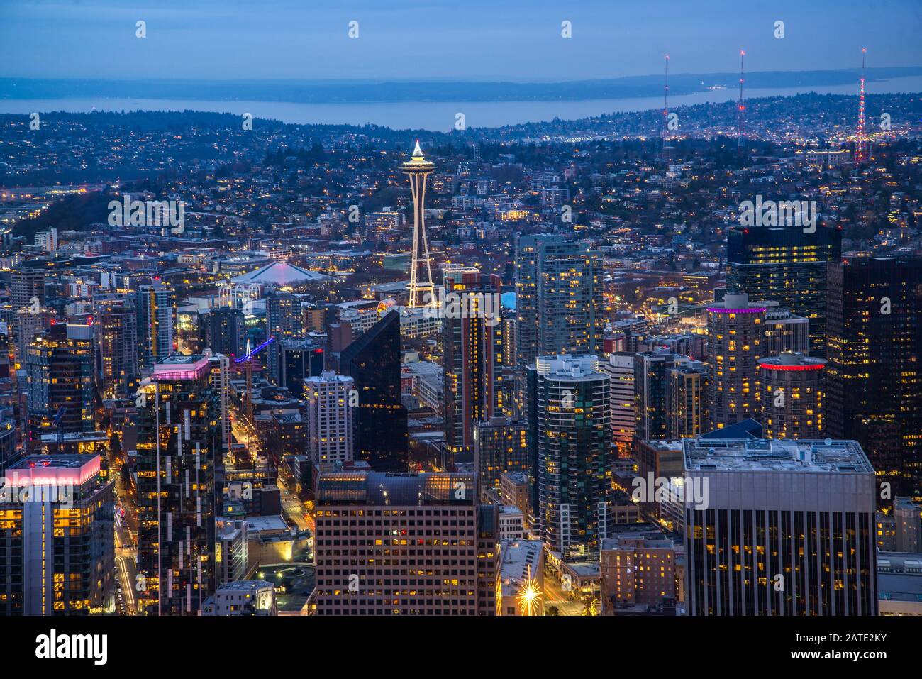 View Mount Rainier High Resolution Stock Photography and Images - Alamy