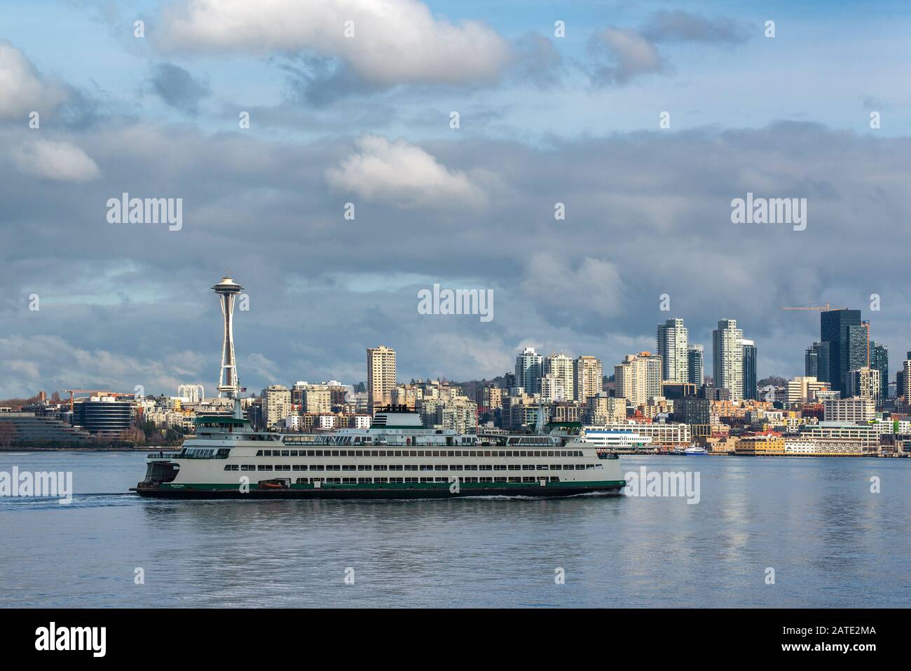 Seattle skyline from Bainbridge island ferry with water Stock Photo - Alamy