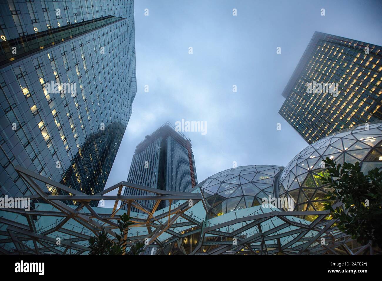 01/22/2018 : View of Amazon the Spheres at its Seattle headquarters and ...