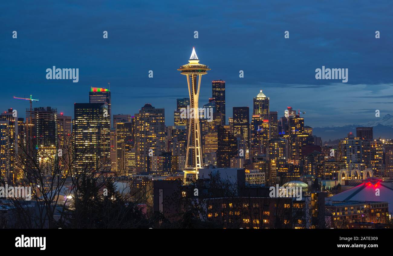 Seattle city skyline at night. Downtown Seattle cityscape at night ...