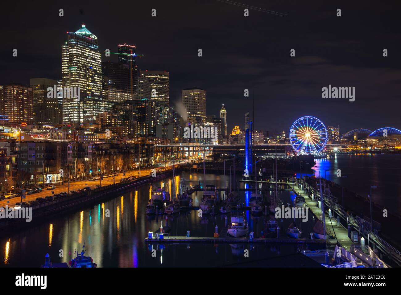 downtown Seattle, Pier 66 view at night Stock Photo - Alamy