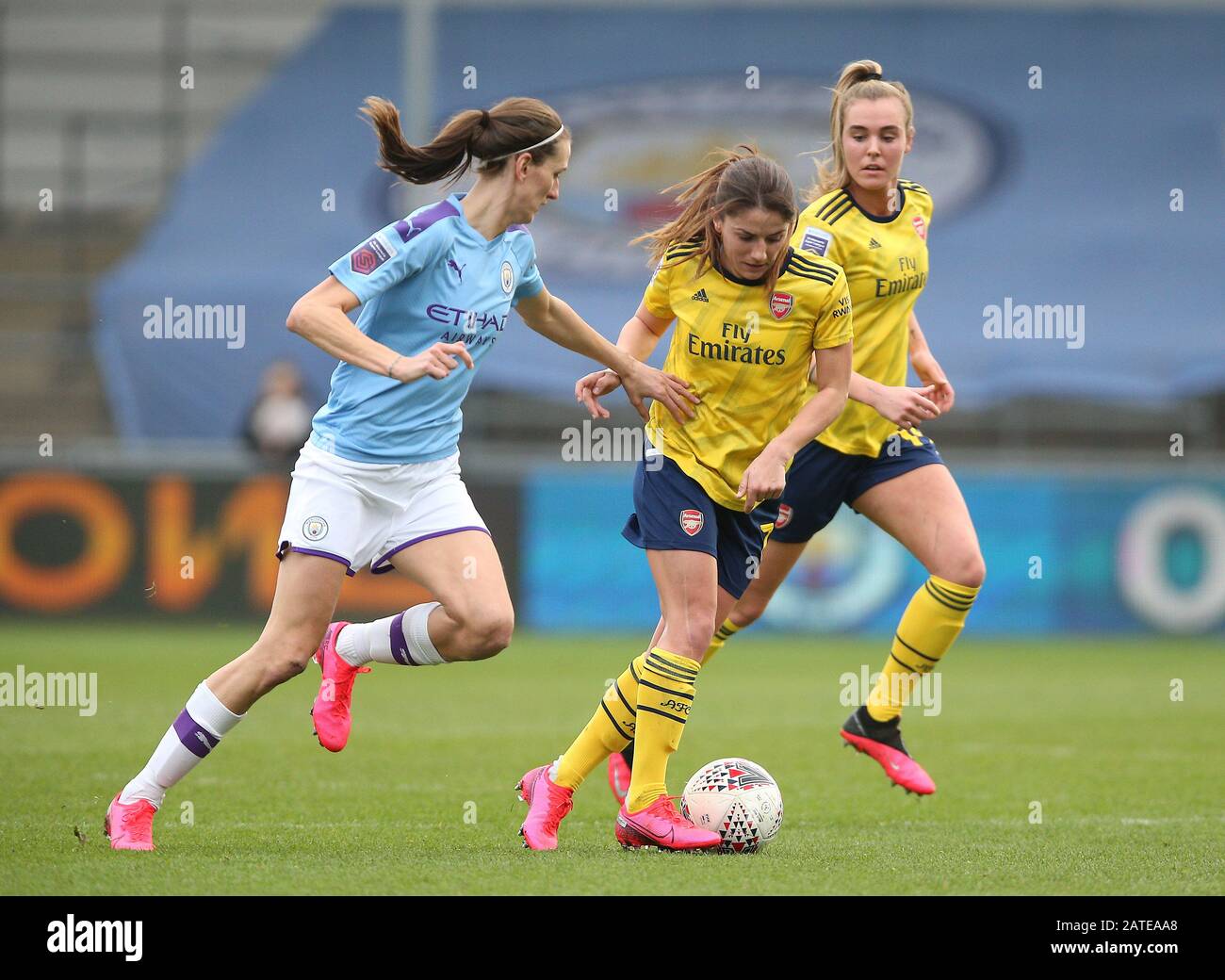 Manchester City's Jill Scott (left) and Arsenal's Danielle Van de Donk ...