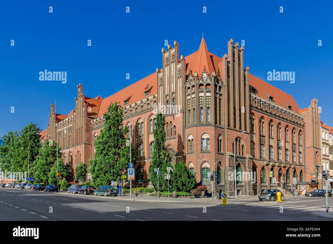 Poland gothic architecture hi-res stock photography and images - Alamy