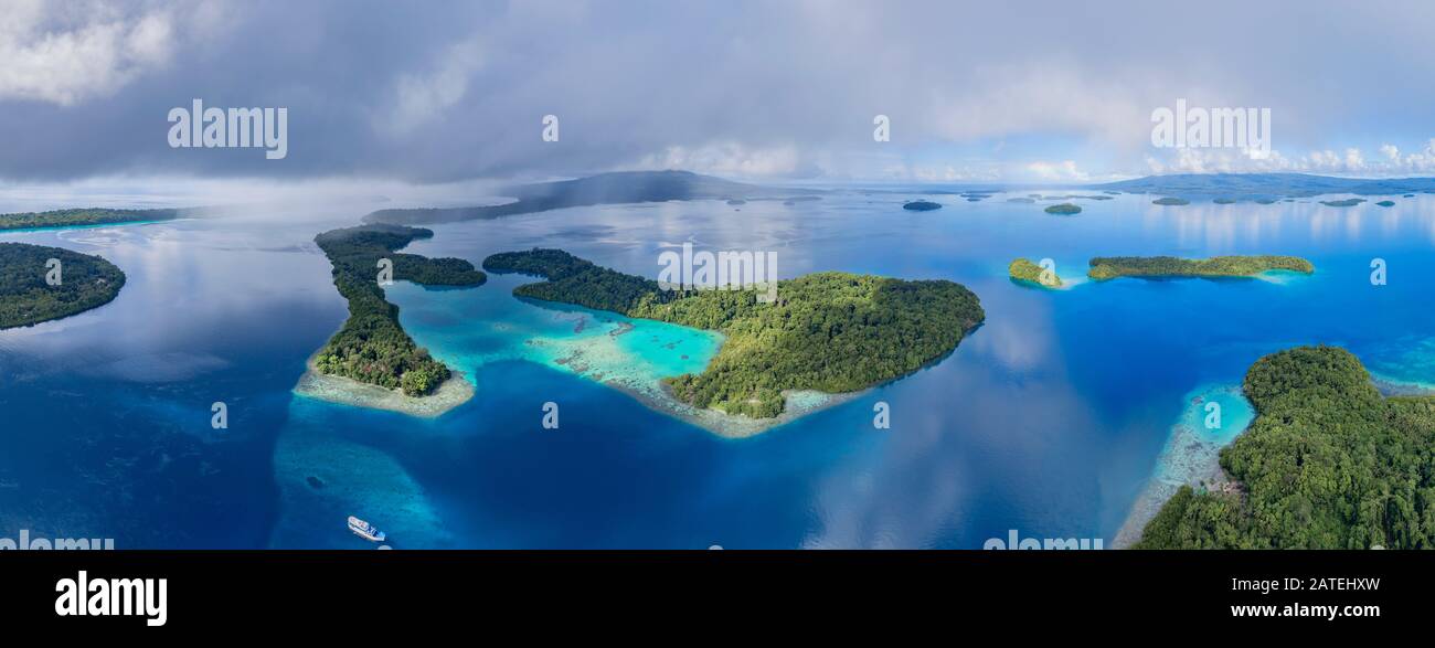 Solomon islands aerial hi-res stock photography and images - Alamy