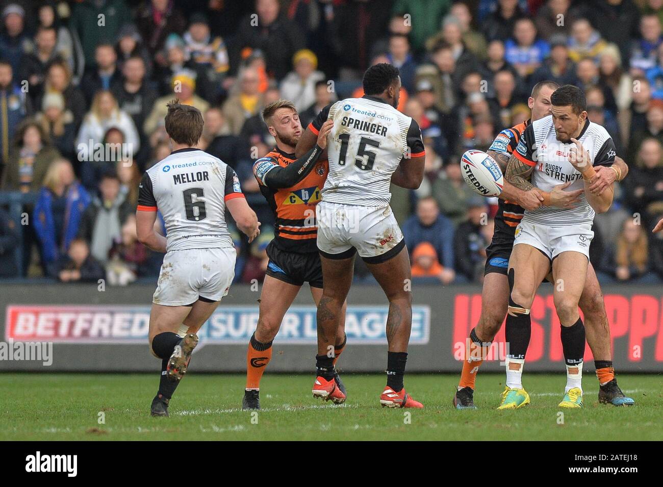 Saint helens vs leeds rhinos hi-res stock photography and images - Alamy