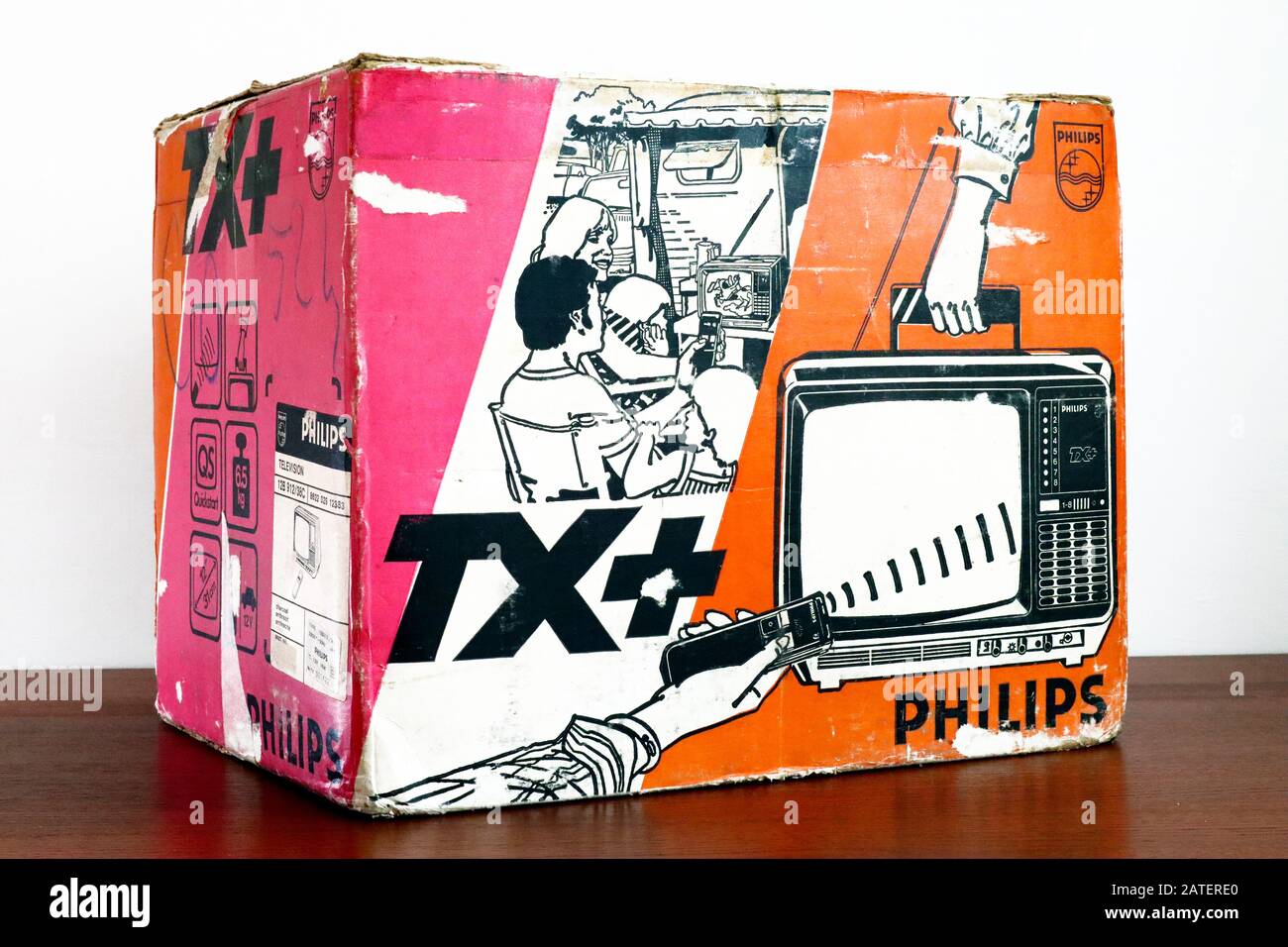 Cardboard Box of 1970s Retro Old PHILIPS Philetta TX+ 12B912 TV. The ...