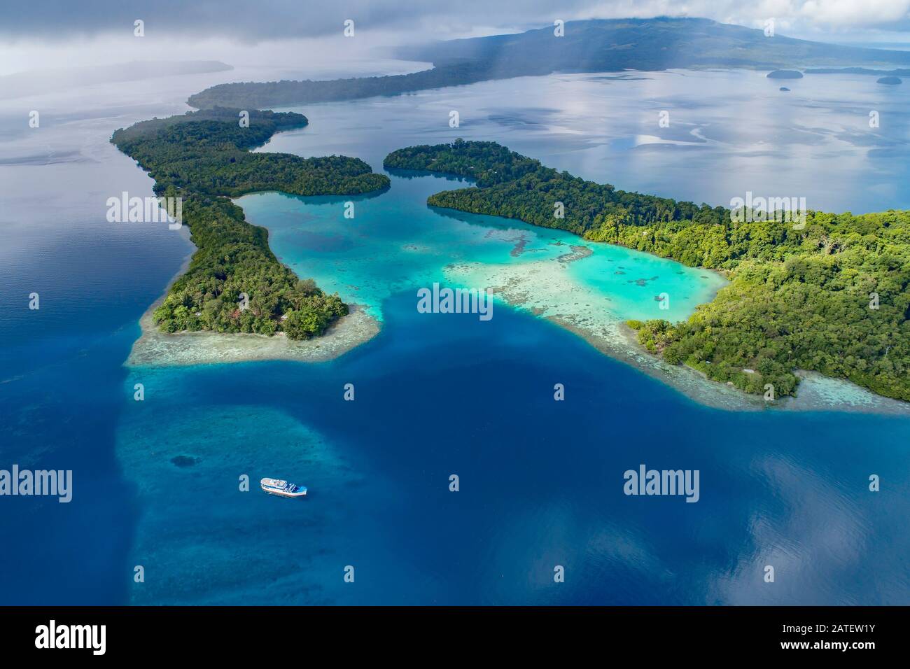 Marovo lagoon solomon islands hi-res stock photography and images - Alamy