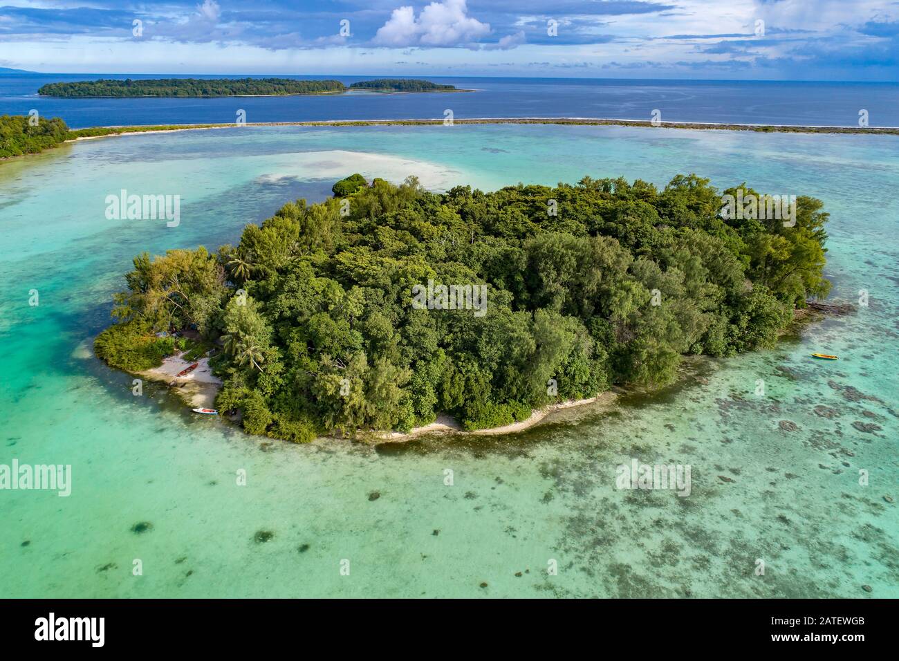 Aerial View of Lologhan Island, RusselI Islands, Solomons, Solomon Sea ...