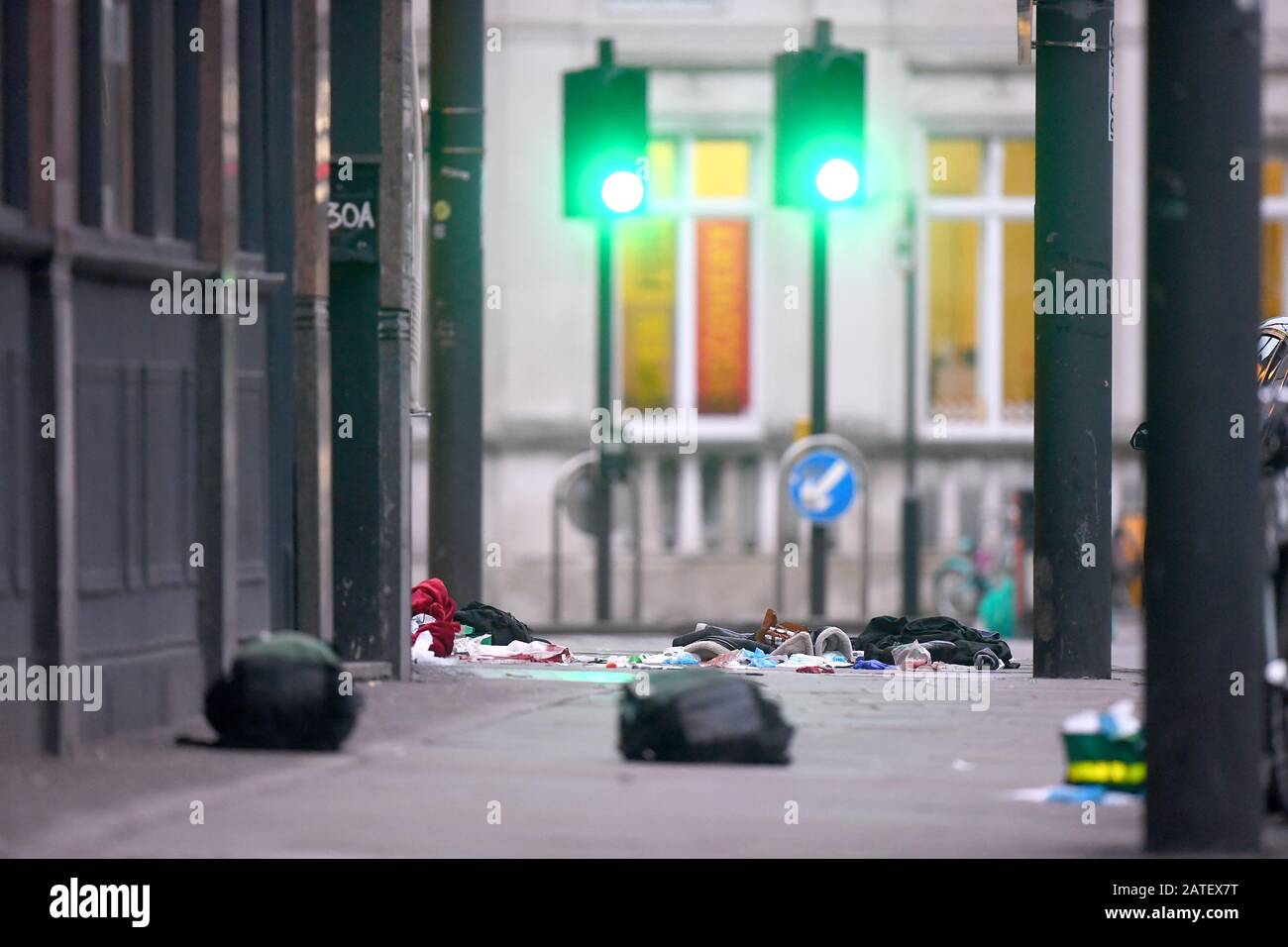 Left items hi-res stock photography and images - Alamy