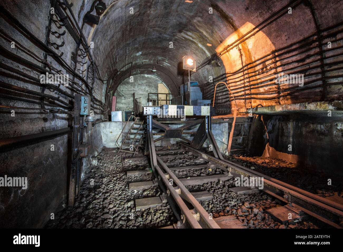 Arsenalnaya metro hi-res stock photography and images - Alamy