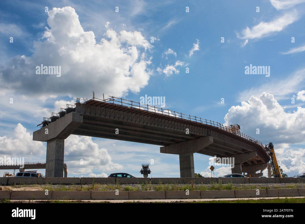 Curved overpass hi-res stock photography and images - Alamy