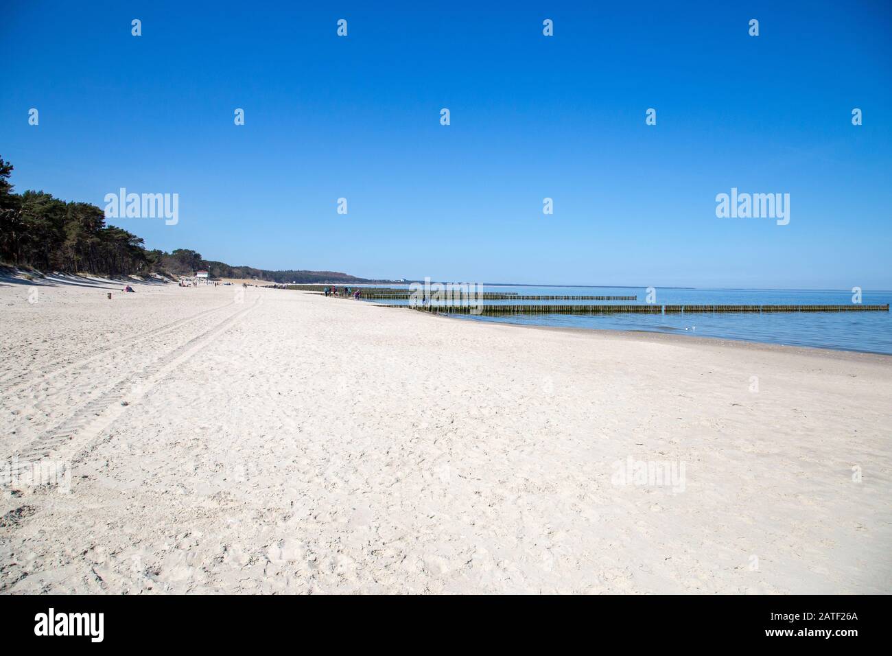 view on the Baltic Sea and the horizon at the wonderful beach of Zempin ...