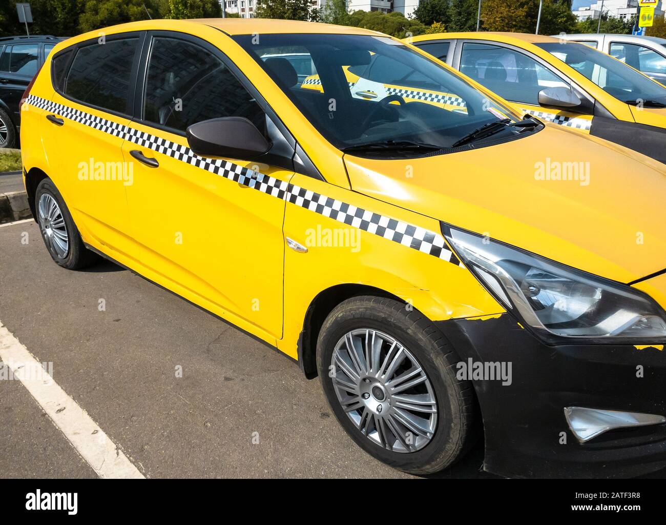 Street without car hi-res stock photography and images - Alamy
