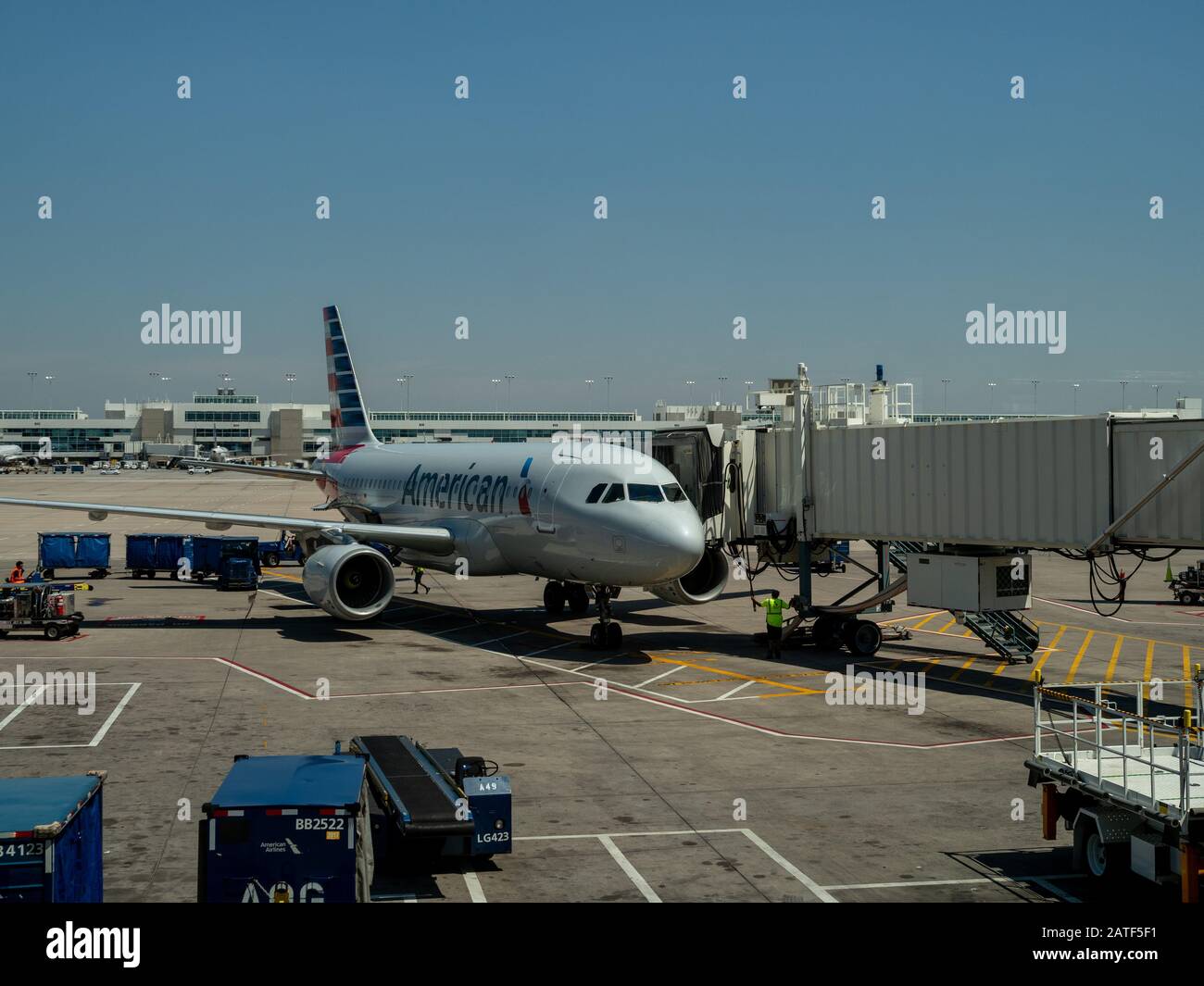 American Airlines Plane High Resolution Stock Photography and Images ...