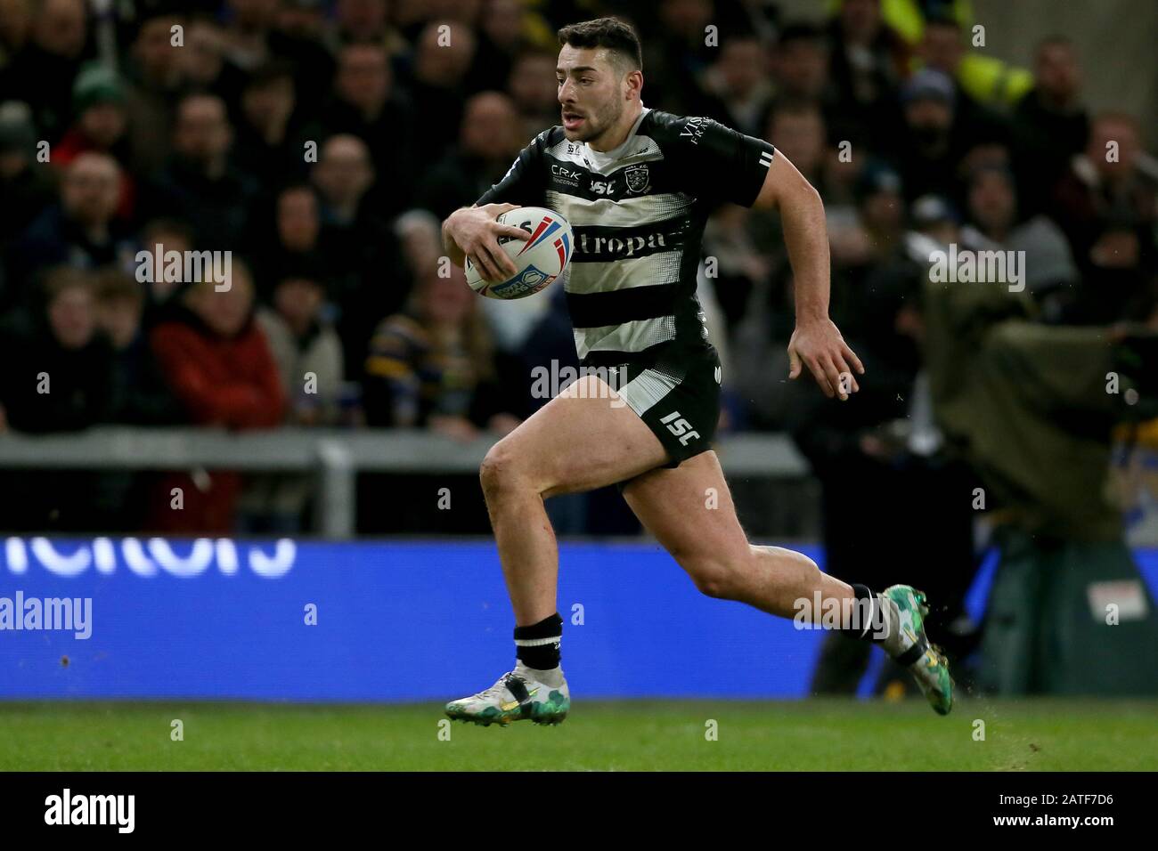 Hull Fc Jake Connor in action during the Betfred Super League match at ...