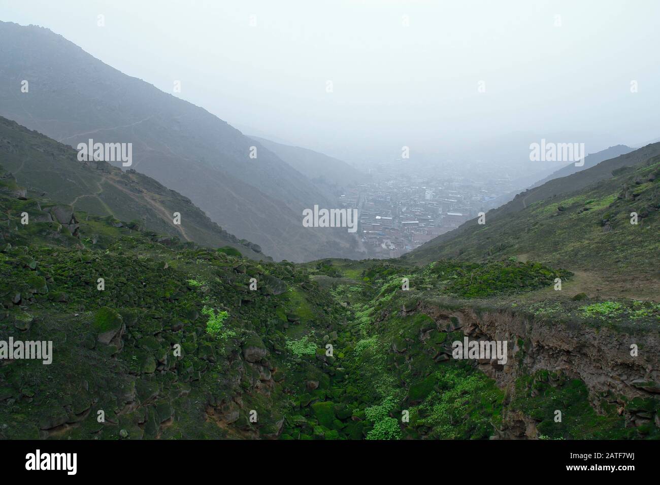 Stationary wallpaper hi-res stock photography and images - Alamy