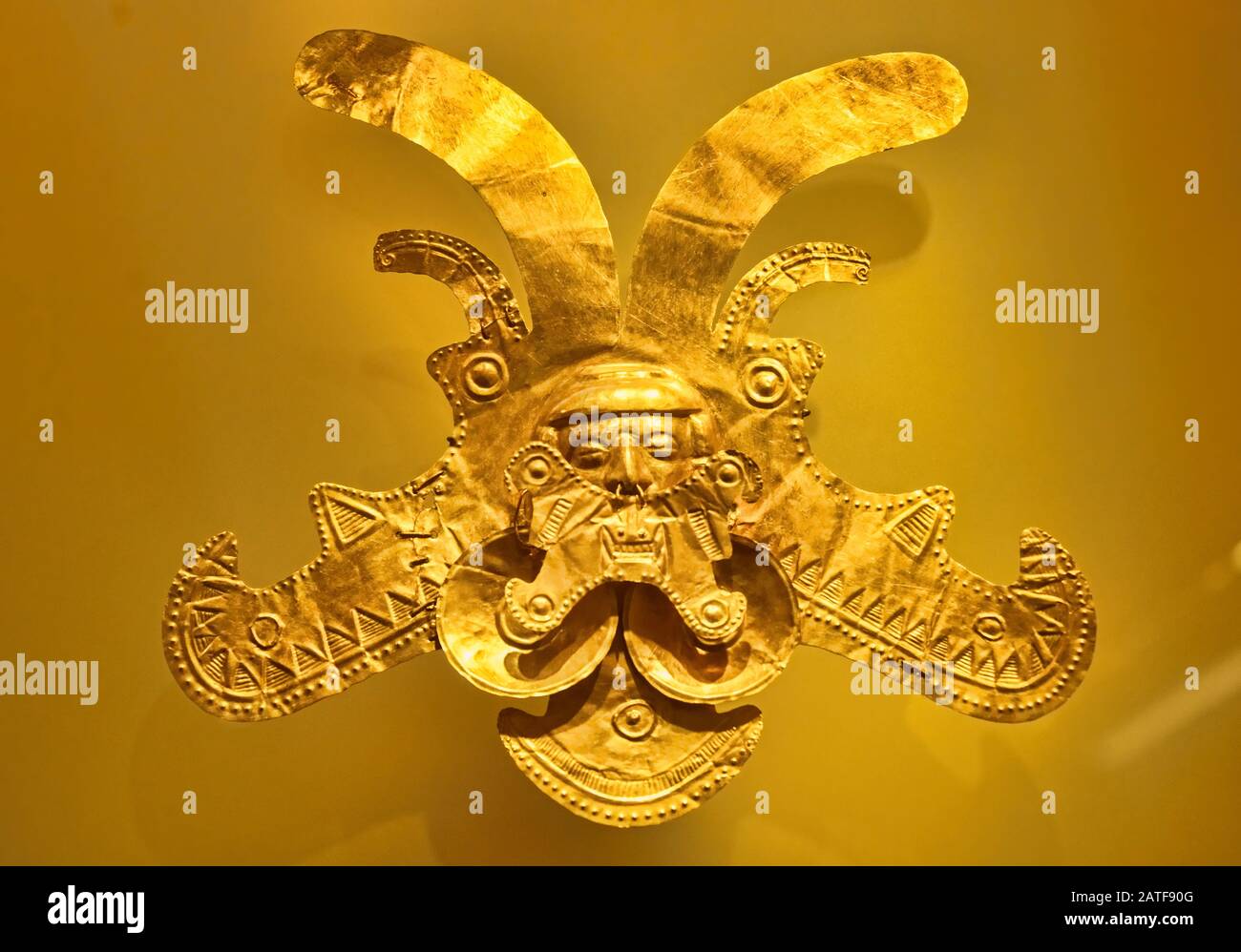Gold plate, Museo del Oro, Bogotá, Colombia Stock Photo - Alamy