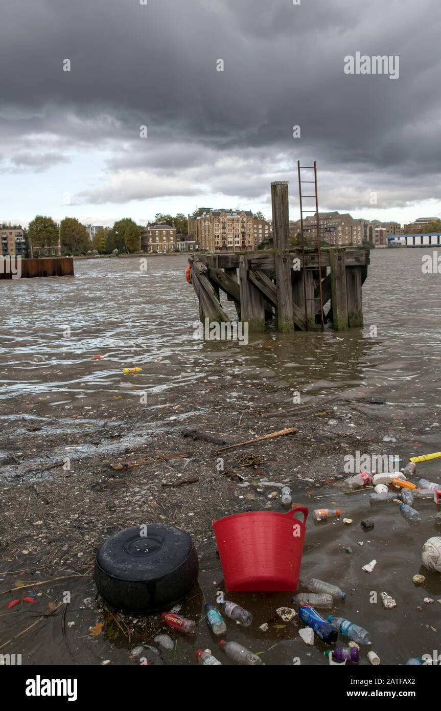 Plastic pollution in river Thames, London Stock Photo - Alamy