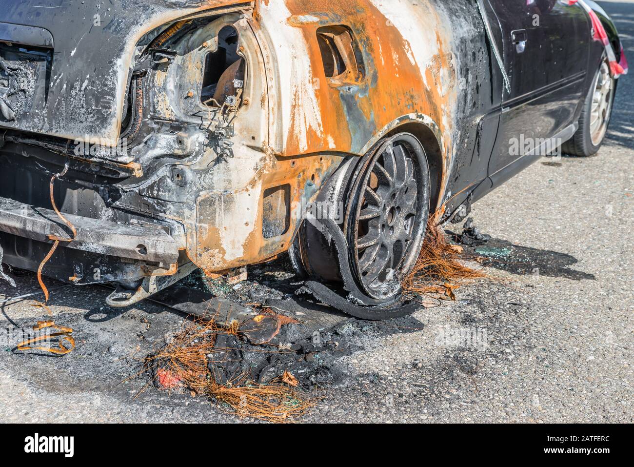 Fire burnt accident driver collision hi-res stock photography and ...