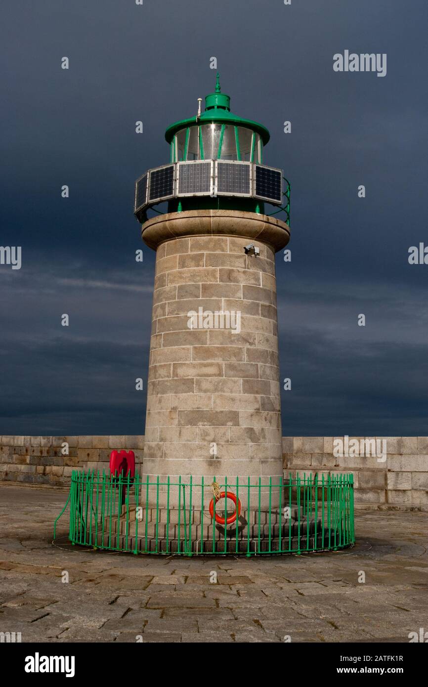 Dun laoghaire port hi-res stock photography and images - Alamy